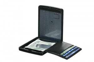 10 Coolest Tech-Geek Wallets Ever